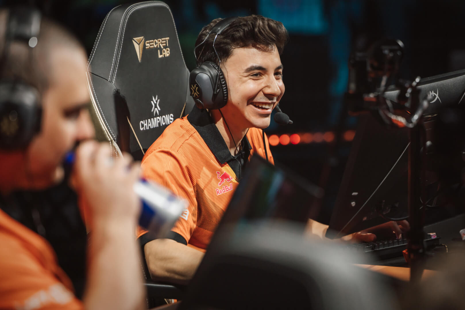 Com virada emocionante, FNATIC vence Paper Rex e chega ao top 3 do ...